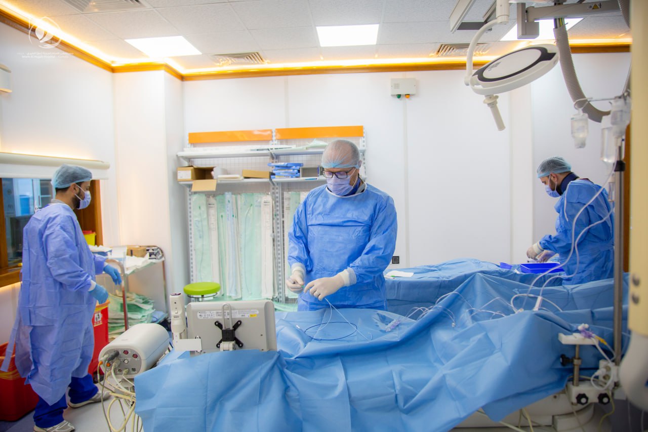 Interventional Cardiologist Hussein Al-Chaabi at the Cath Lab - مستشفى ...